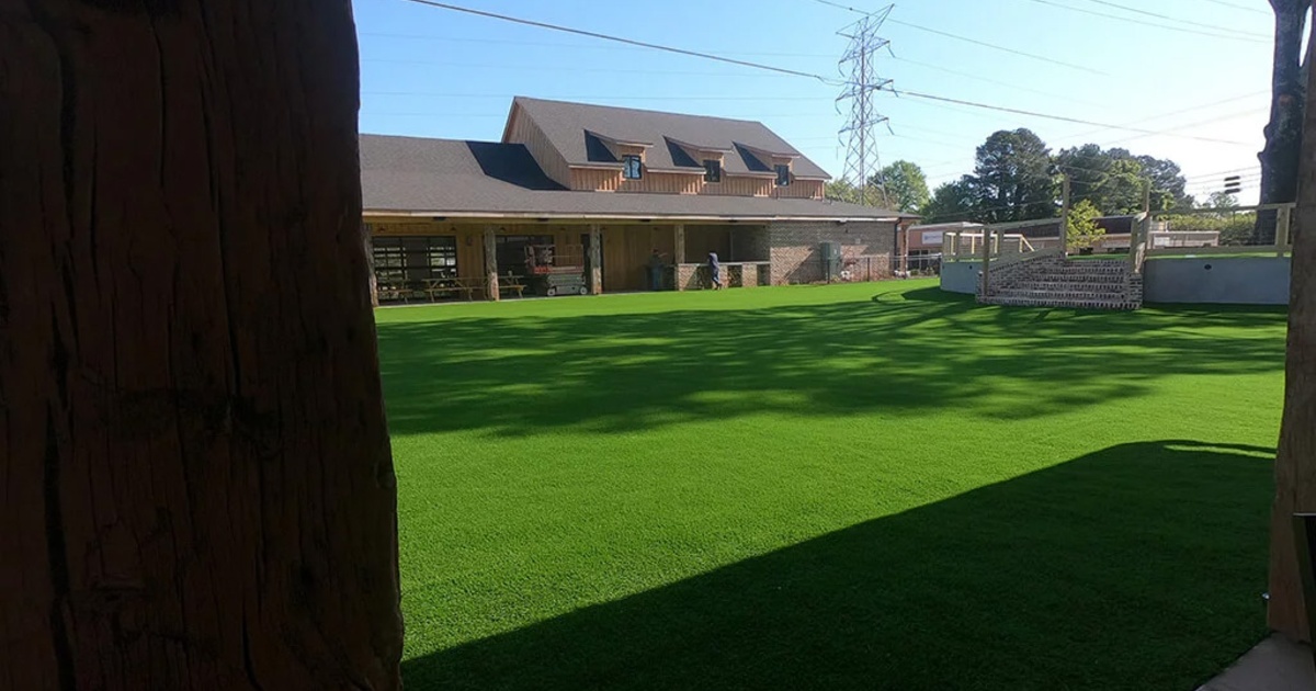 A big ground made of artificial turf - FusionTurf